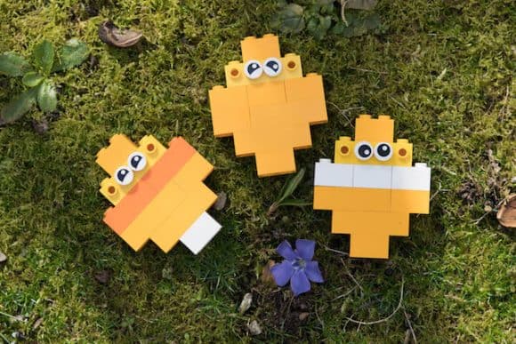 How To Make an Easy LEGO Easter Egg - OneSmileyMonkey.com
