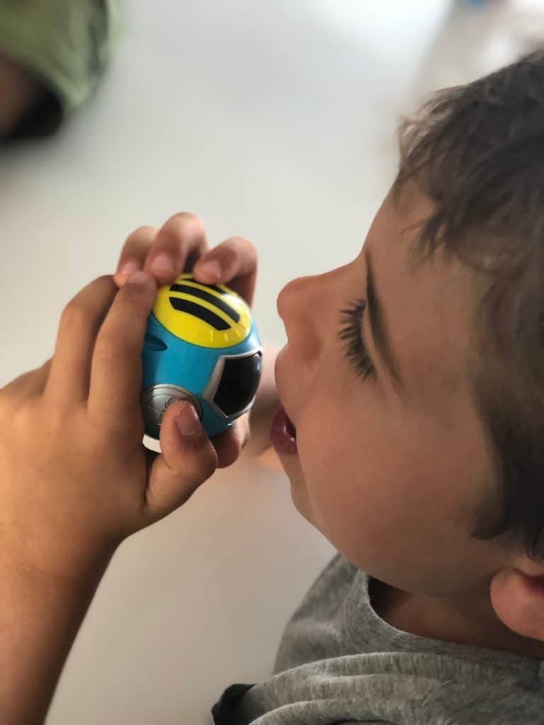 Really Rad Robots: YakBot Review - OneSmileyMonkey.com