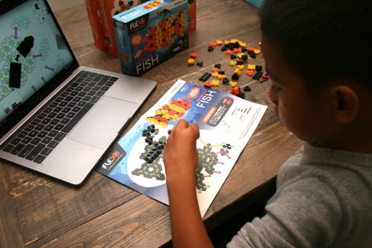 Flexo Building Sets Review {Giveaway} - OneSmileyMonkey.com