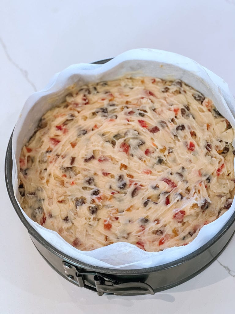 Delicious Light Christmas Cake Recipe - OneSmileyMonkey.com