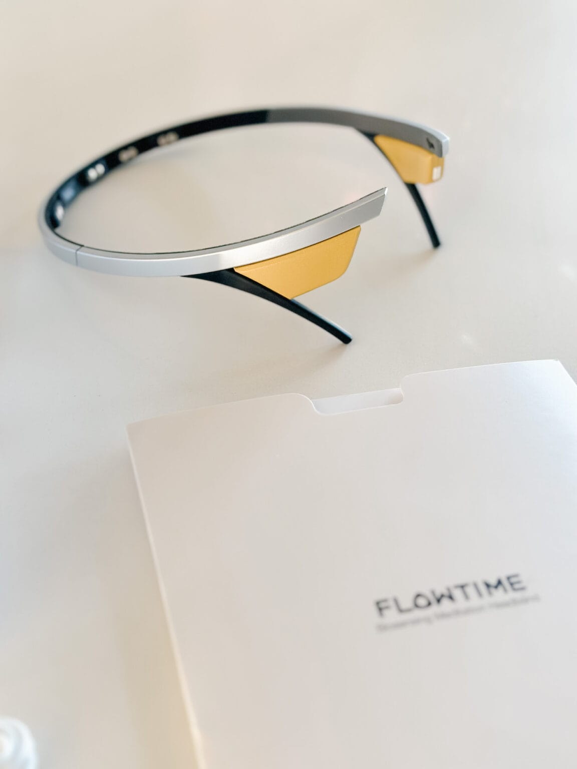 Flowtime: Biosensing Meditation Headband Review - OneSmileyMonkey.com