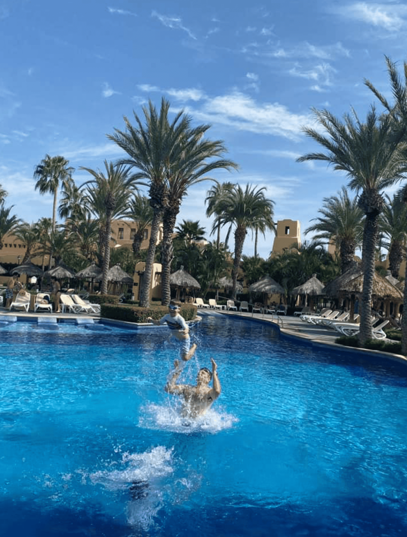 RIU Palace Cabo San Lucas Review: Family-Friendly Vacation Review - OneSmileyMonkey.com